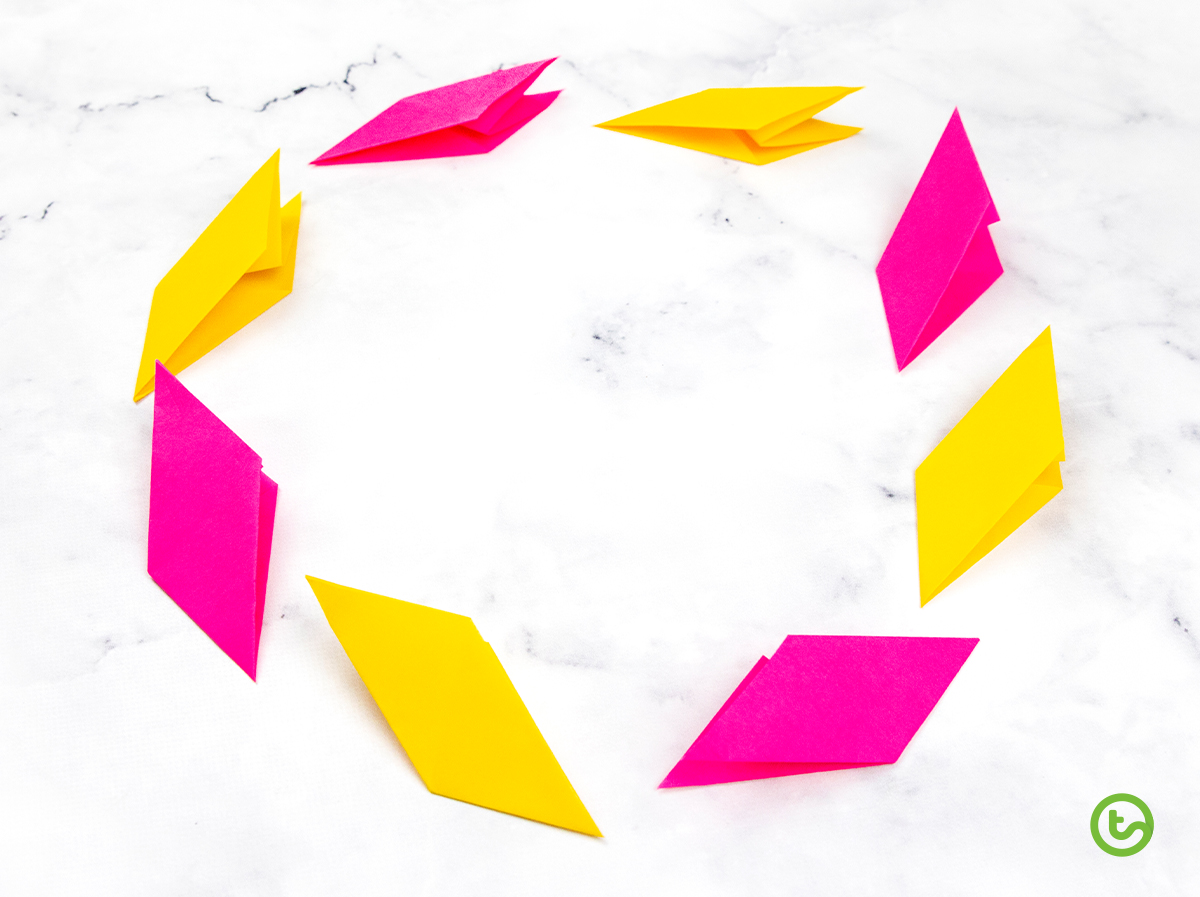 How to Make an Origami Transforming Ninja Star With Sticky Notes ...
