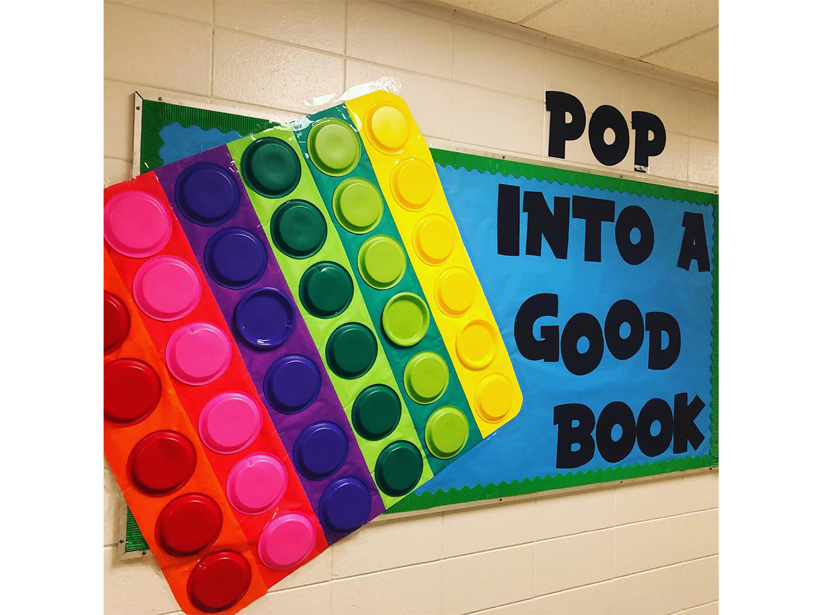 Read Across America Day Activities to Get Kids Hooked on a Book | Teach ...